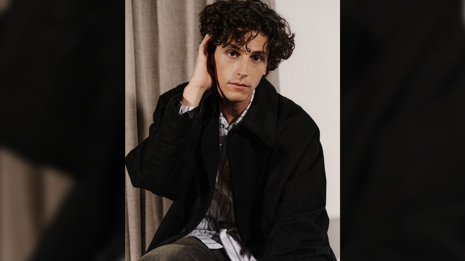 Owen Painter biografia, età, foto, vita privata, Wednesday, altezza ...