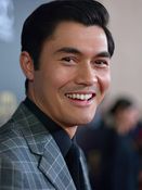 Henry Golding bio, moglie, bambini, età, altezza, etnia, percorso di ...