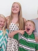 Hunter Schafer bio, età, altezza, partner, relazione, famiglia 2025 ...